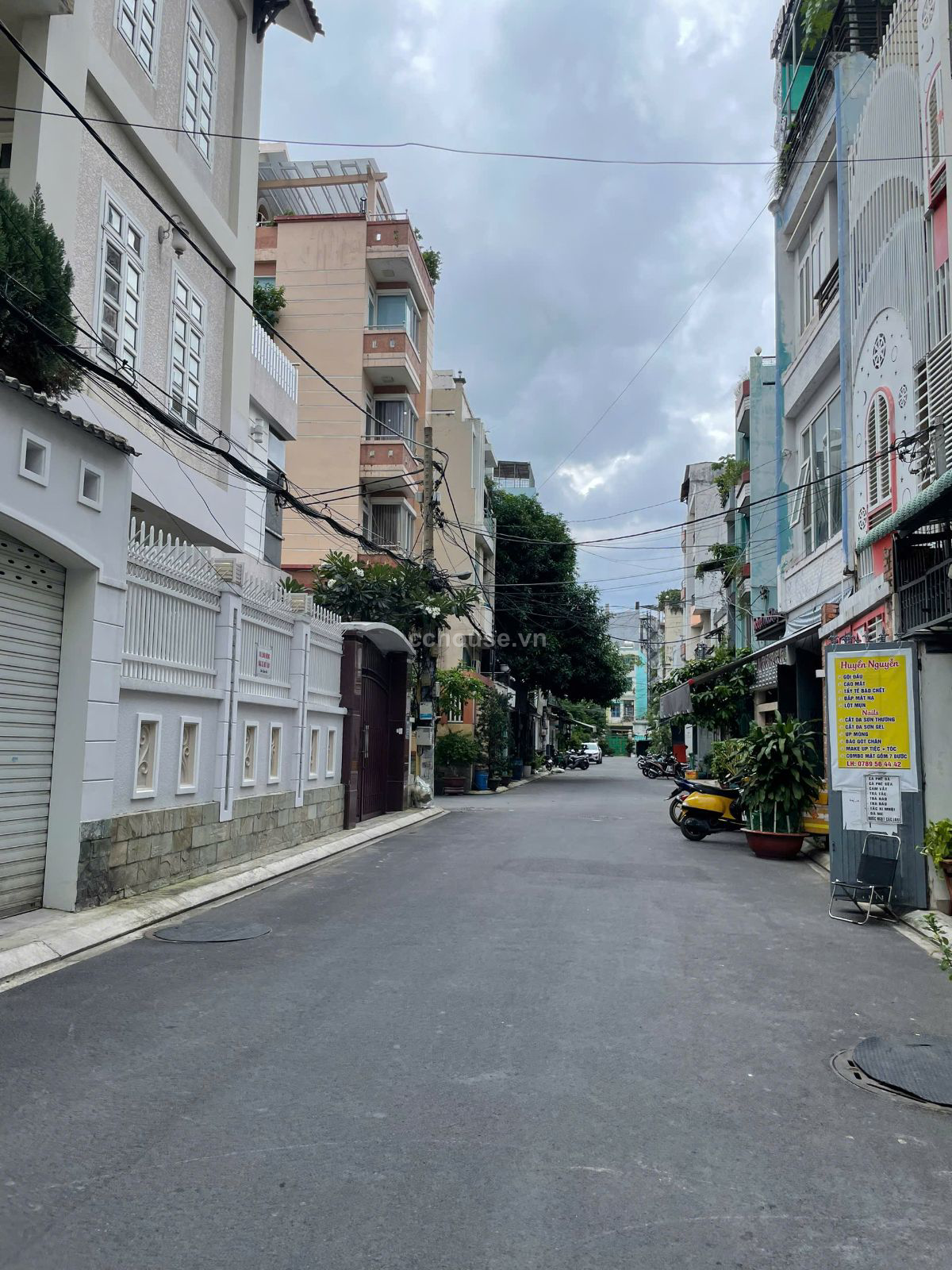 Đường 8m gần Mặt tiền ngay khu bàu cát. Q. Tân Bình. DT : 5 X 18m ...